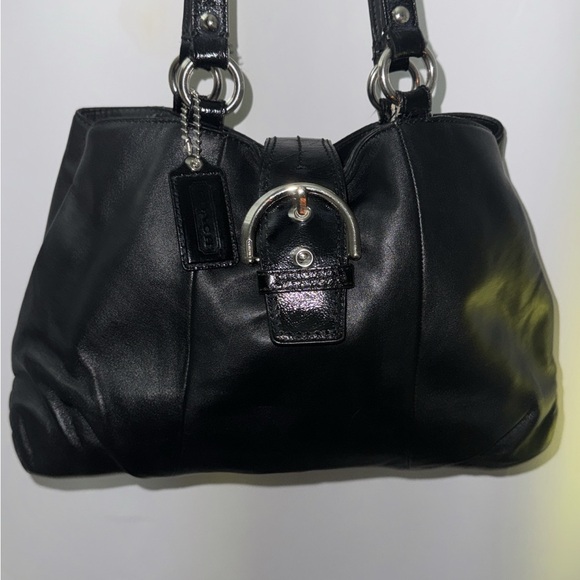Coach | Bags | Coach Black Leather Shoulder Bag With Silver Hardware ...